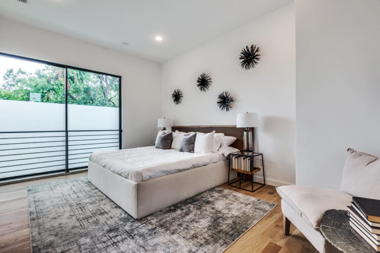 4817 Caxton Court Dallas, Texas 75204 • Modern Living Group