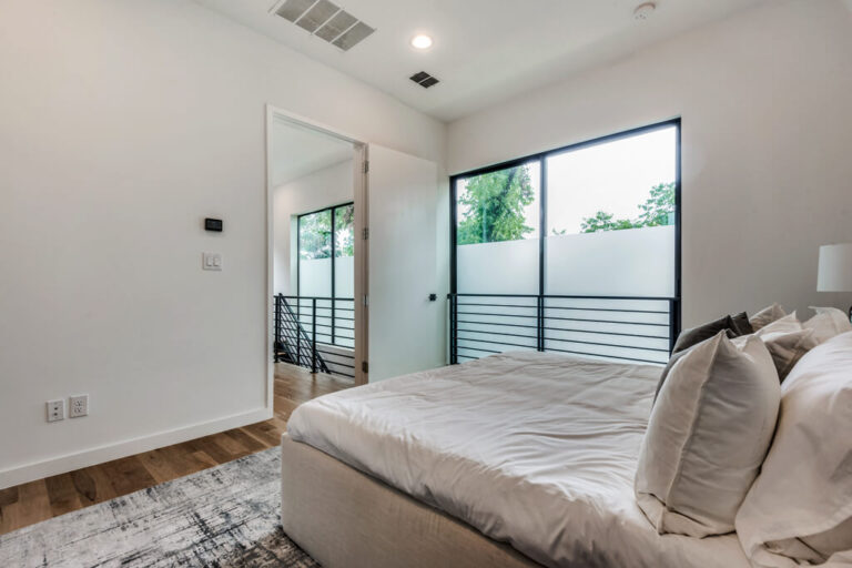 4817 Caxton Court Dallas, Texas 75204 • Modern Living Group